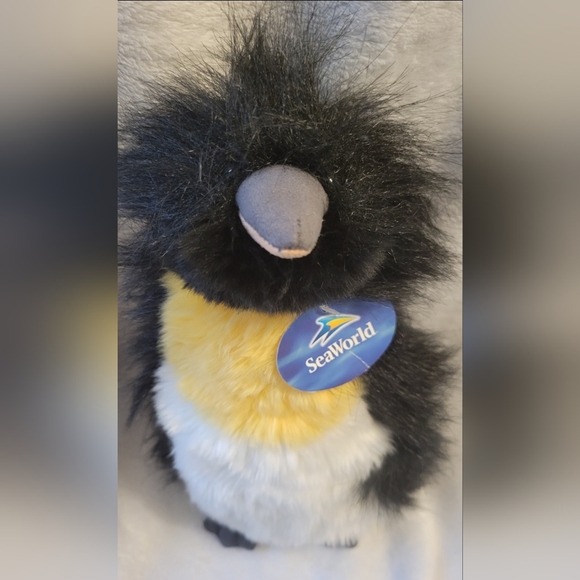 Seaworld | Toys | Sea World Emperor Penguin Plush With Tag 2 Inches ...